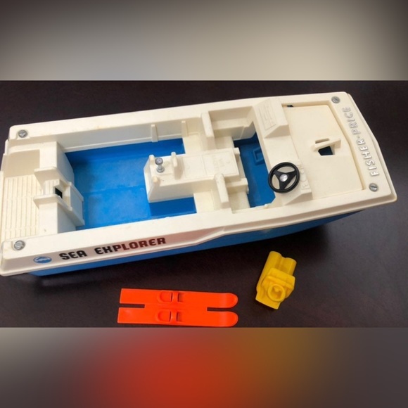 Toys | Vintage 1976 Fisher Price Adventure People Sea Explorer Boat ...